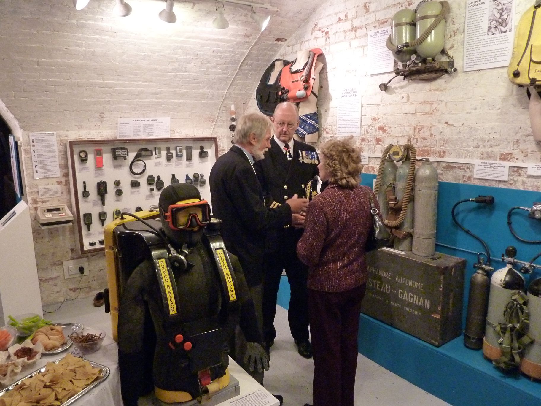 Diving Museum – Friends of Stokes Bay