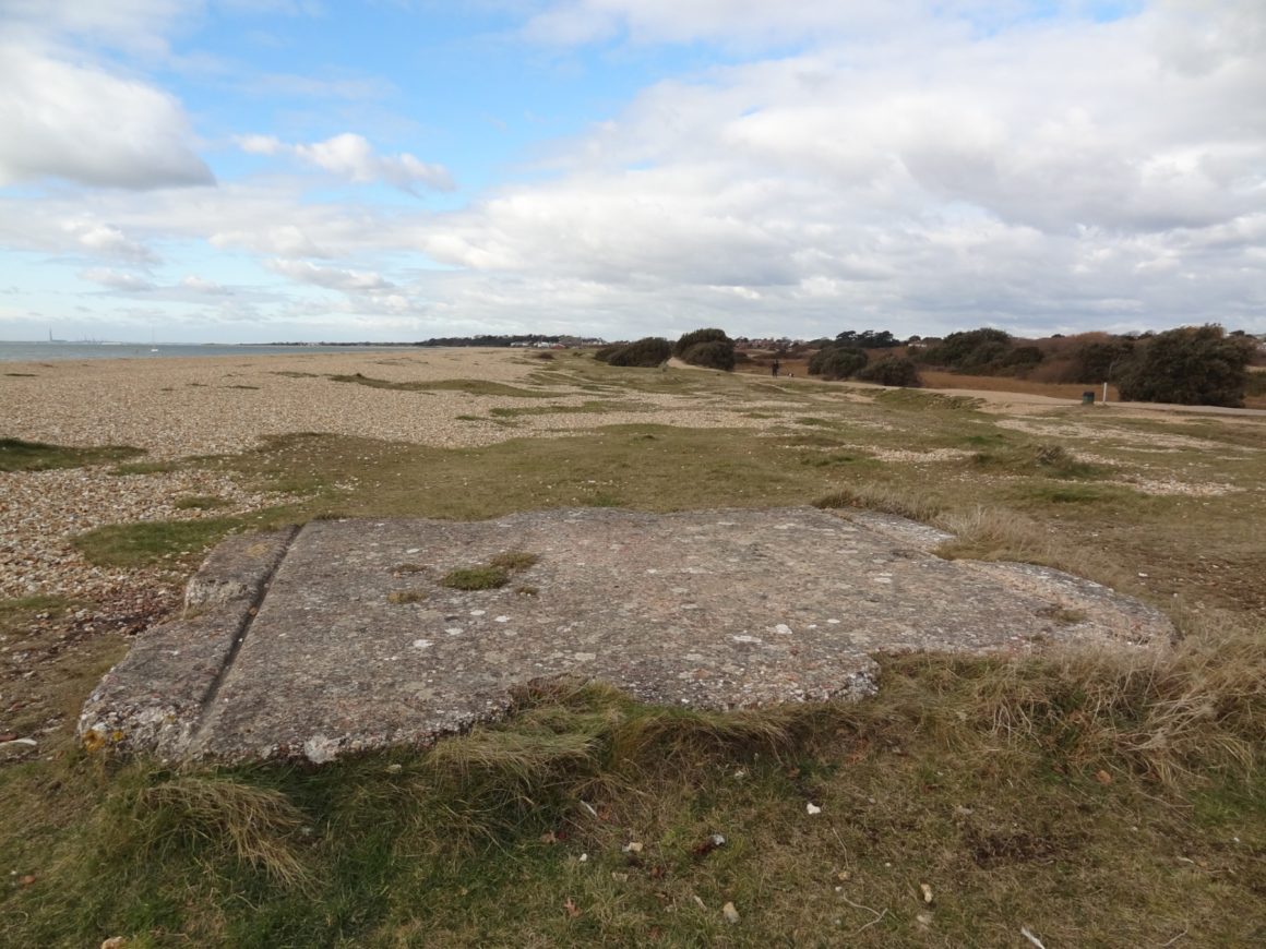 Gilkicker Searchlights – Friends of Stokes Bay