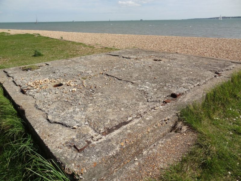 Gilkicker Searchlights – Friends of Stokes Bay